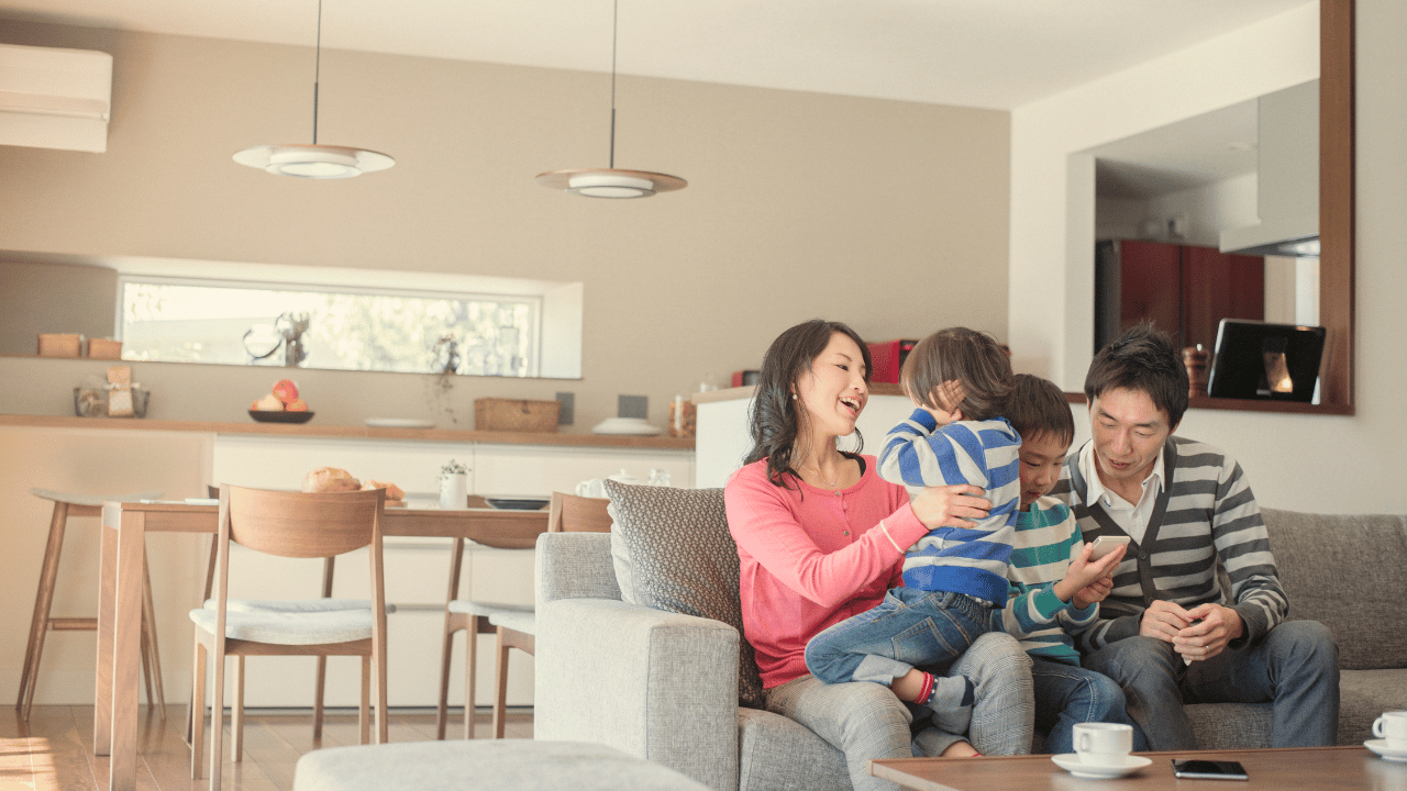 10 House Features for a Fun and Functional Family Room